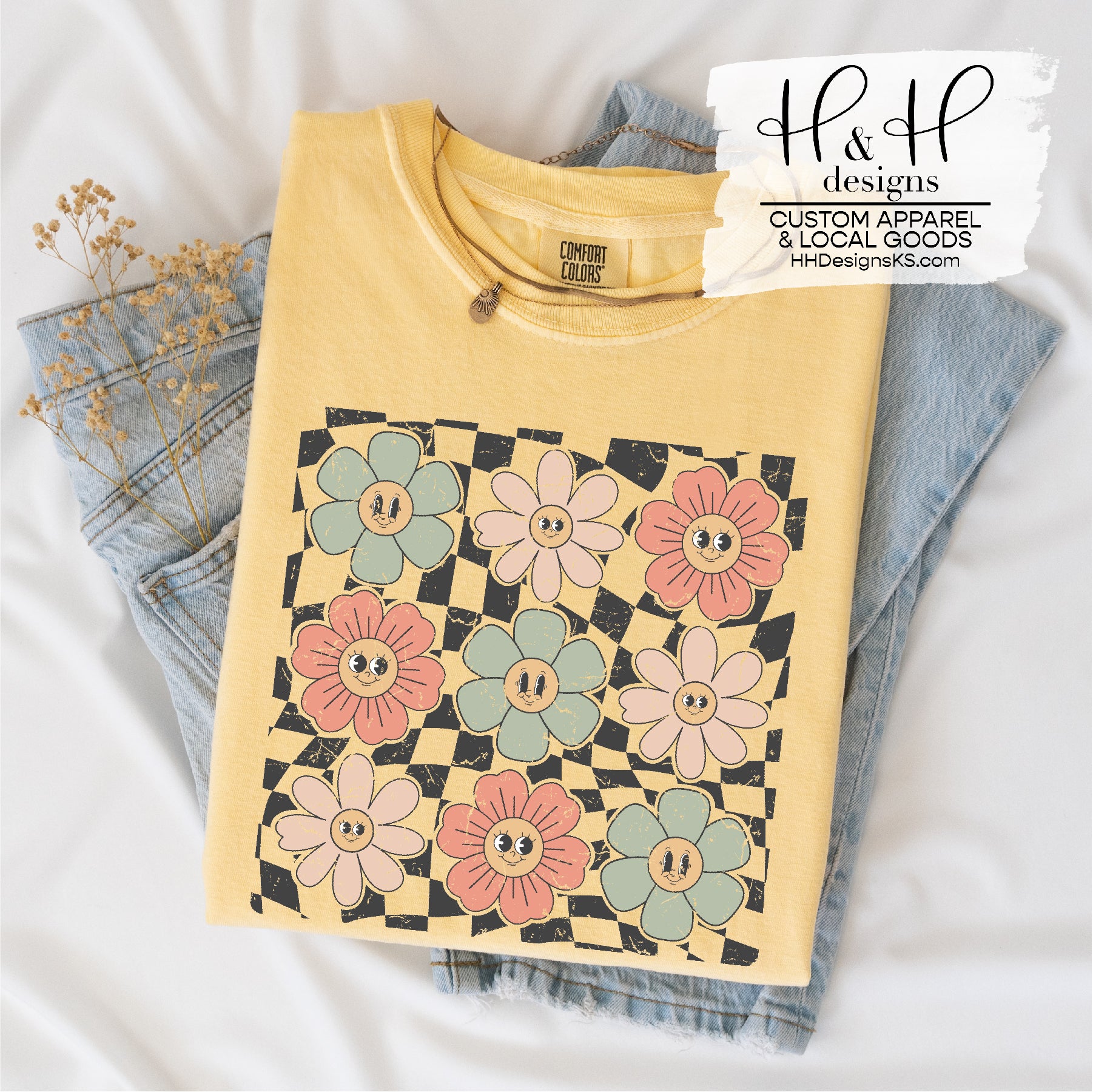 Checkered Flowers – H&H Designs LLC