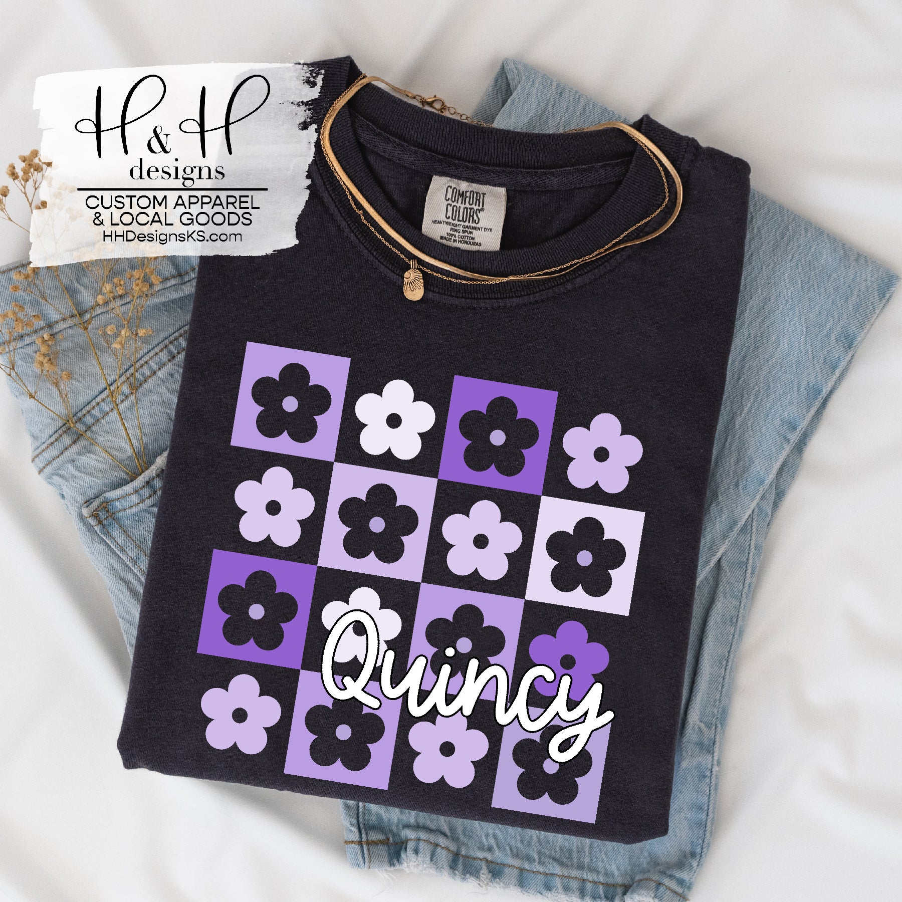 Quincy Daisy Block – H&H Designs LLC